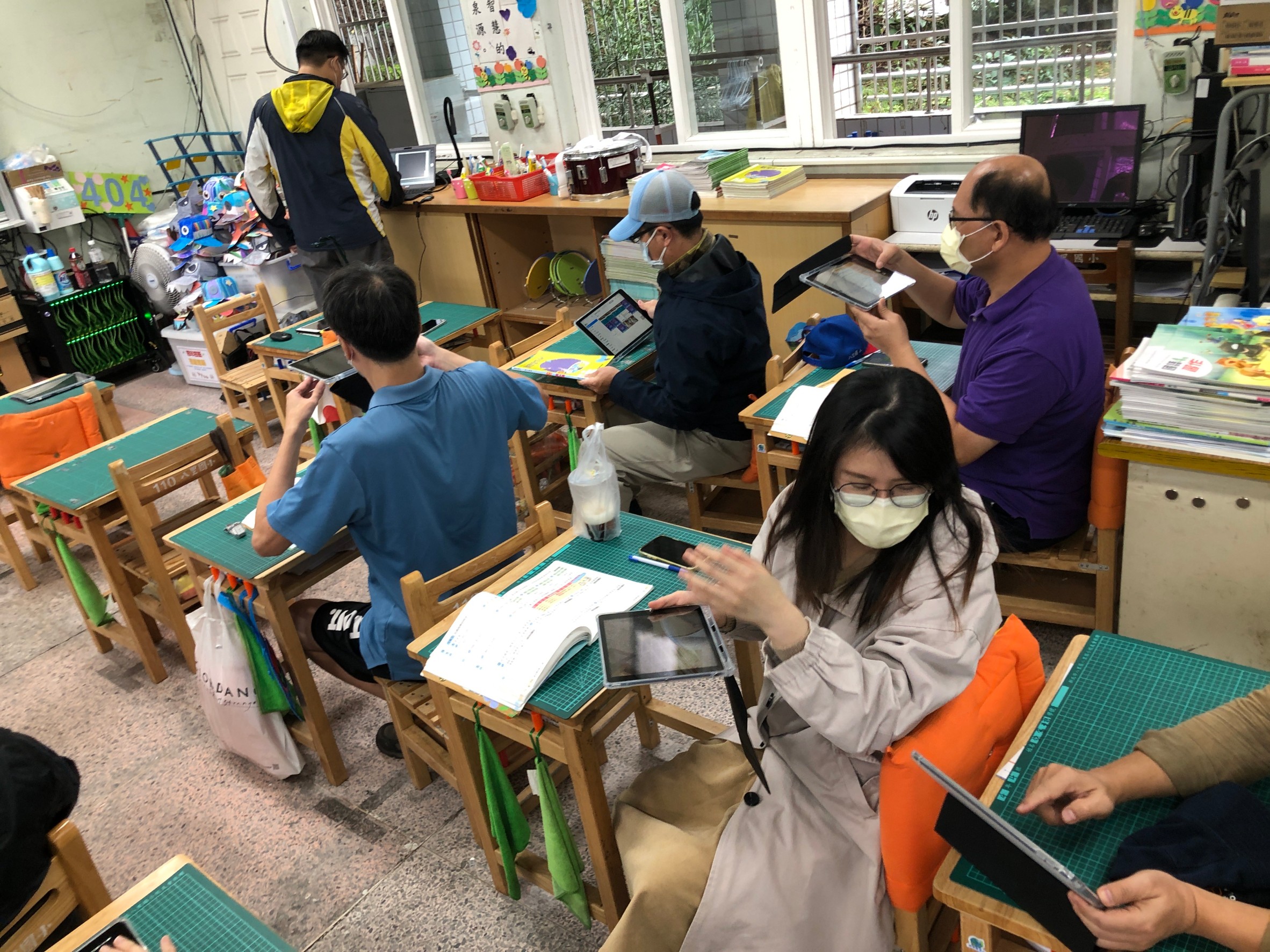 111學年度第1學期國小資訊教育輔導團到校輔導-八里國小-數位工具教與學-iPad應用程式融入教學(1111123) « 碧華國小資訊中心